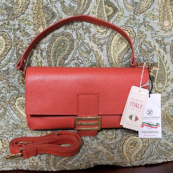 Divina Firenze | Bags | Divina Firenze Italian Leather Crossbody Purse ...